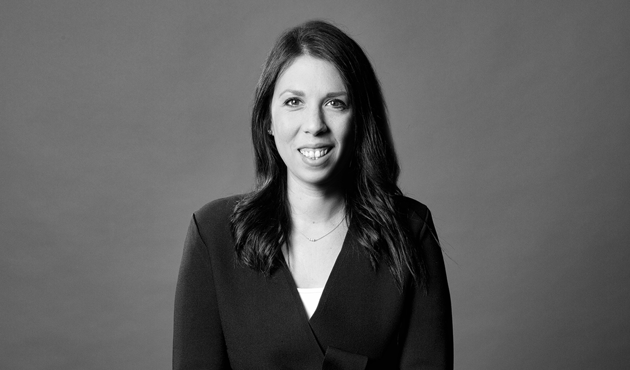 Alison Malek - Mills Oakley